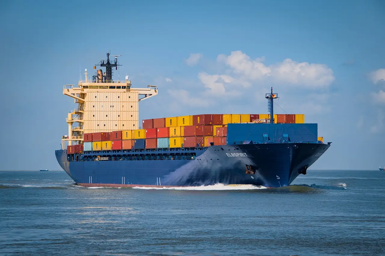 A Comprehensive Guide to LCL Container Shipping | SeagoShipping